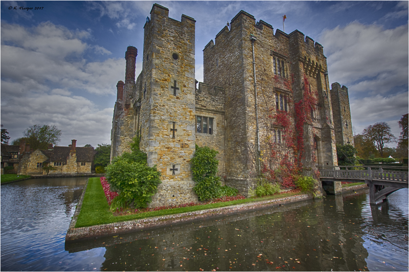 Hever Castle and Lake