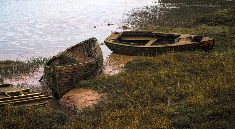 Barrow Boats and Bits - Pentax User
