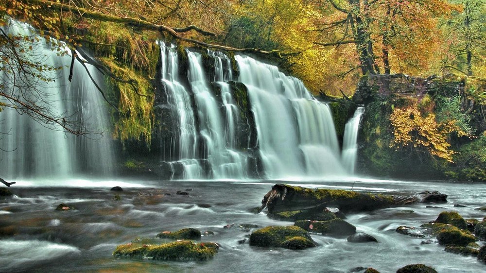 Pontneddfechan Waterfalls