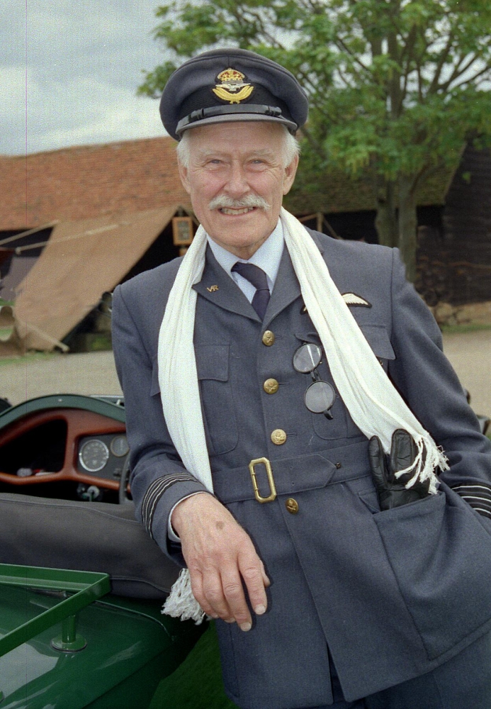 The RAF Officer by Peter Elgar - Pentax User