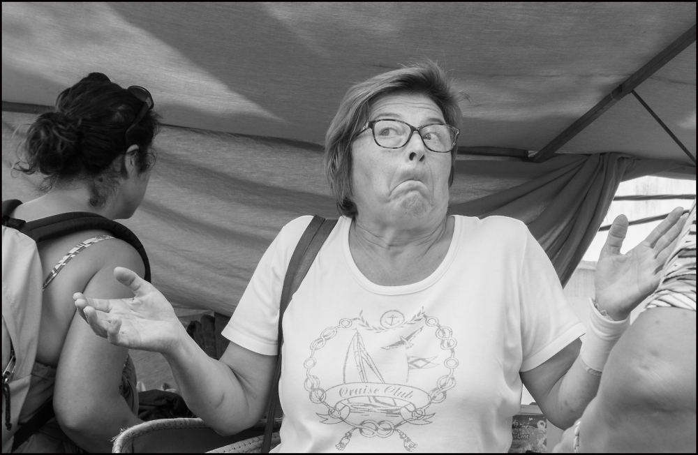 Classic Gallic Shrug